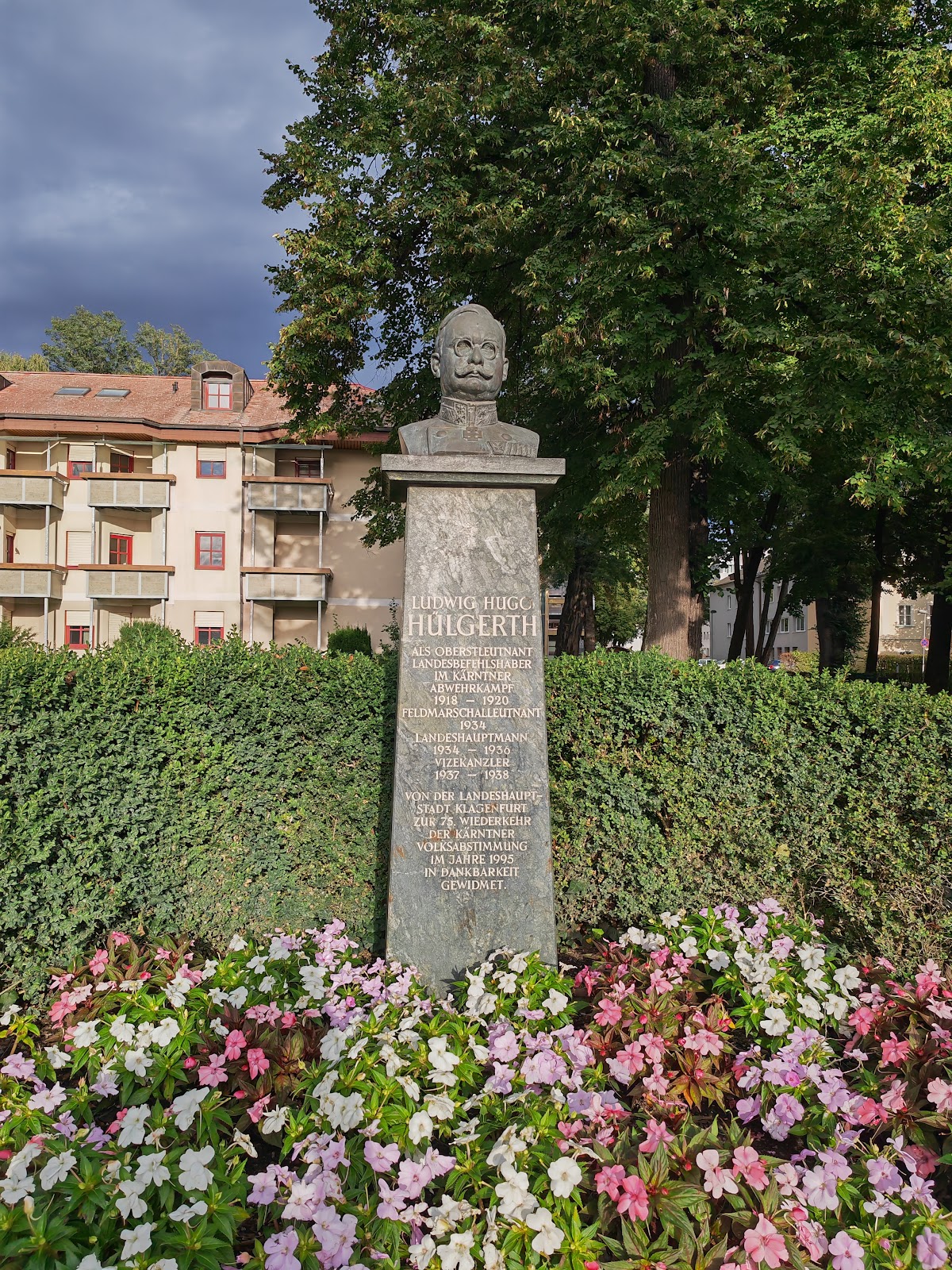 Seniorenheim Hülgerthpark - AssistedLivingScout.com – Find the Best ...