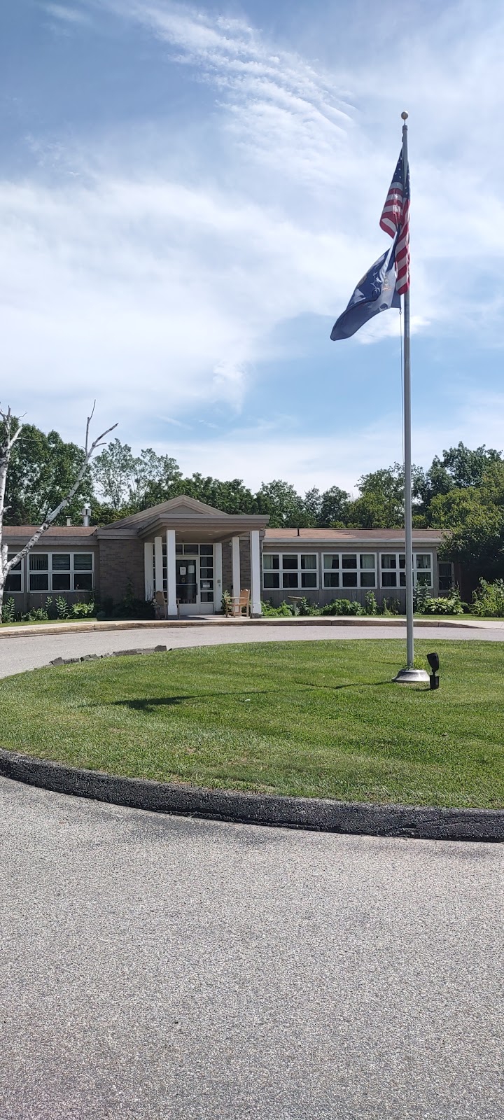 Crescent Manor Nursing and Rehabilitation Center - AssistedLivingScout ...